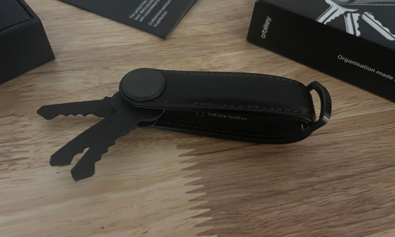 It's SURPRISING how GOOD the Orbitkey Key Organizer Pro is! (A Review ...