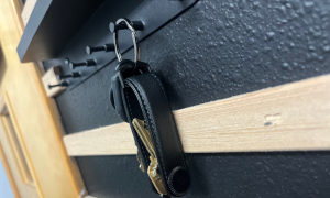 It's SURPRISING how GOOD the Orbitkey Key Organizer Pro is! (A Review ...